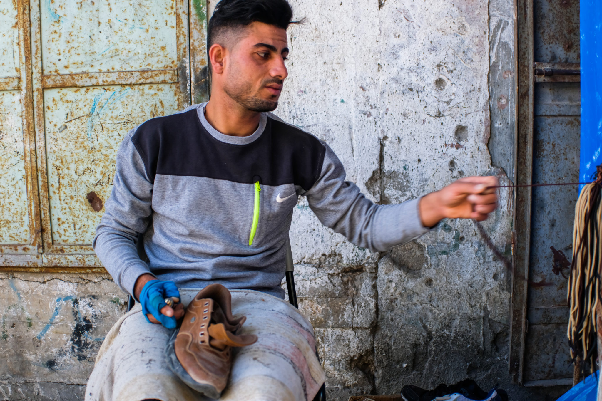 PHOTO ESSAY: Obayda, the Gaza Football Fan Who is Fighting to Survive ...