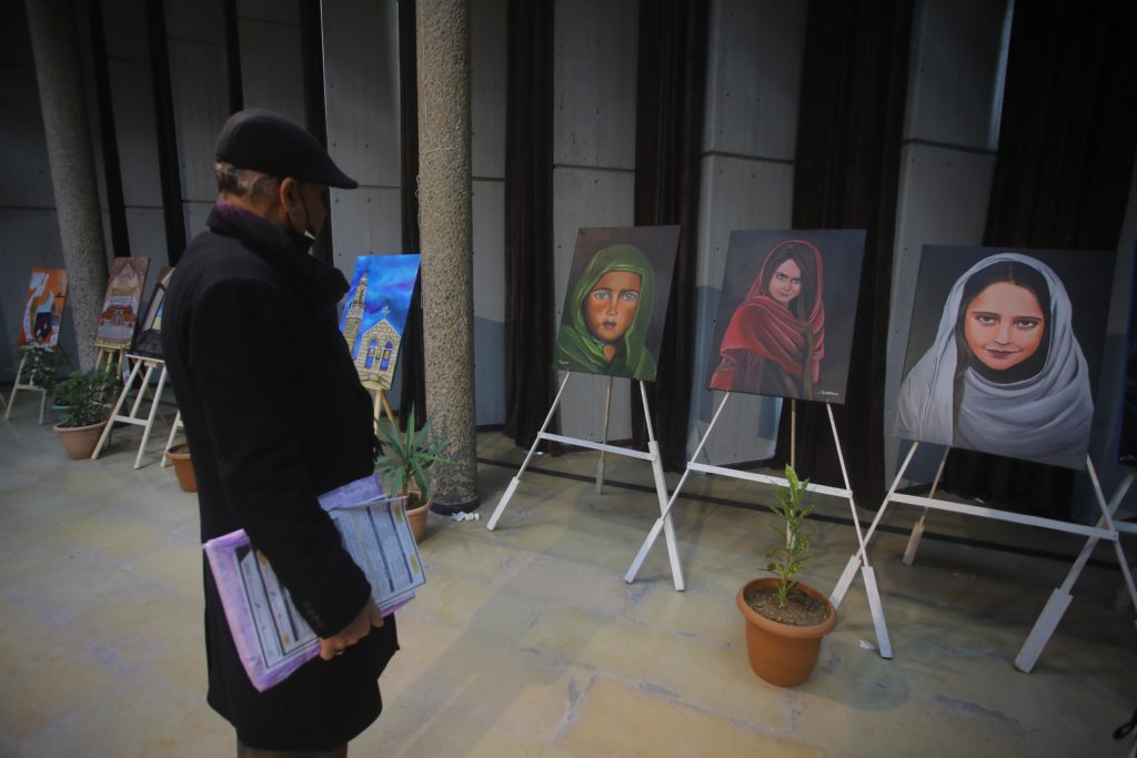 IN PHOTOS: 45 Palestinian Women and Their Art - Palestine Chronicle