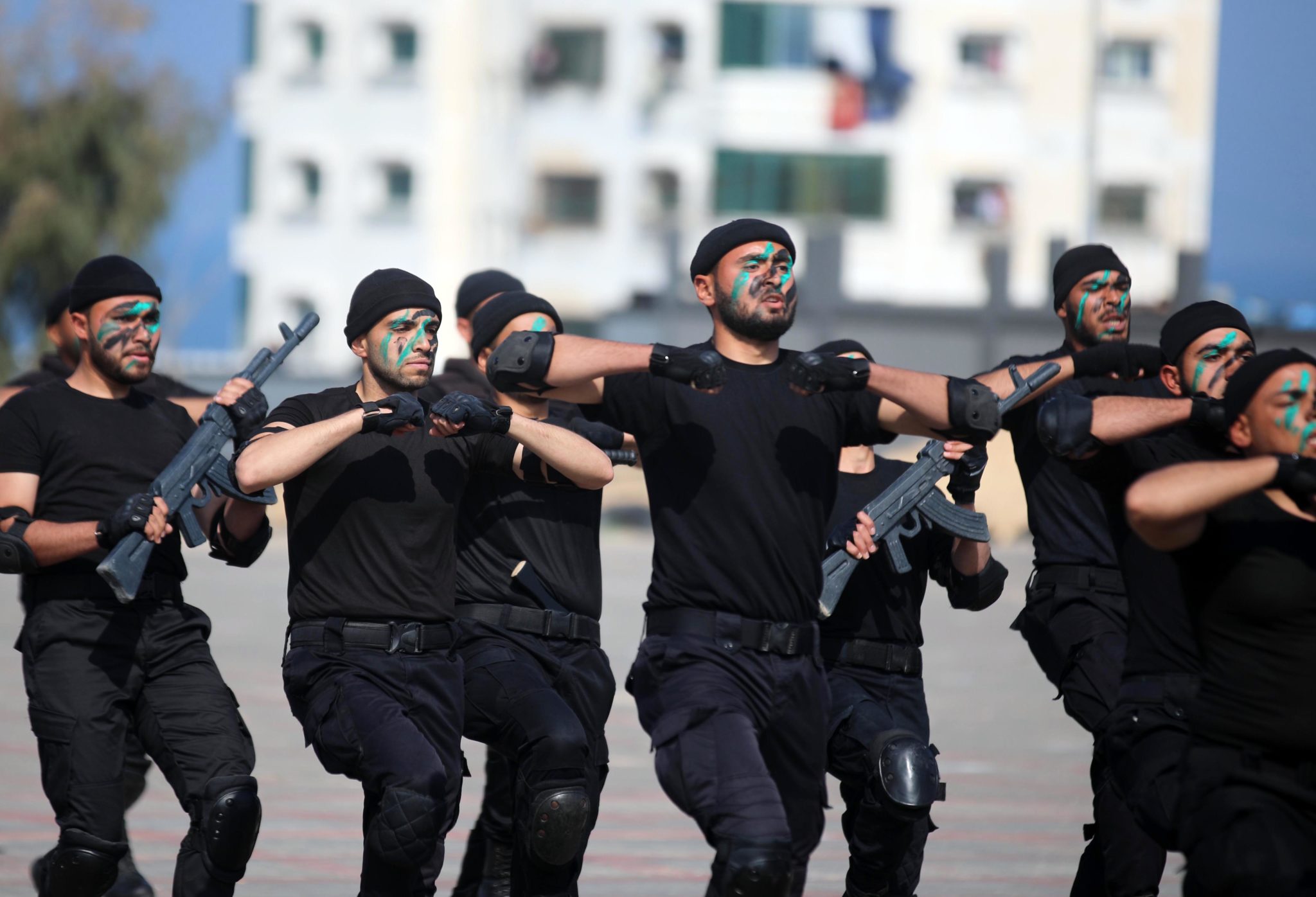 In Photos: Gaza Celebrates Police Graduates, the ‘People’s Regiment ...