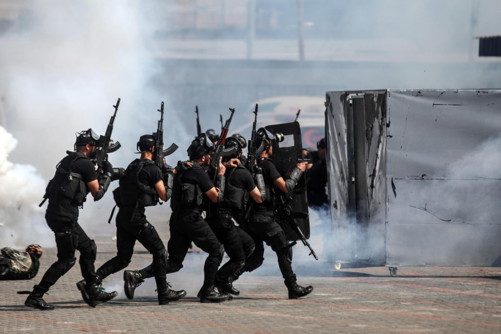 In Photos: Gaza Celebrates Police Graduates, the ‘People’s Regiment ...