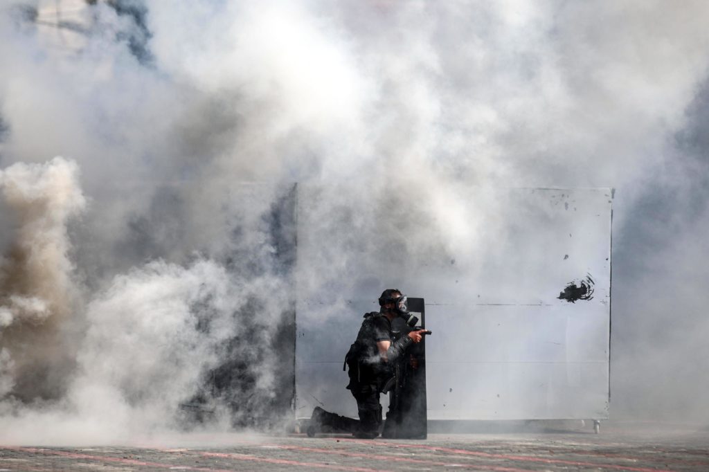 In Photos: Gaza Celebrates Police Graduates, the ‘People’s Regiment ...