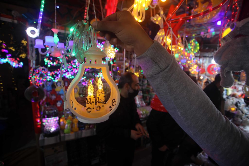 Beautiful Photos of Palestinians in Gaza Preparing for Ramadan ...