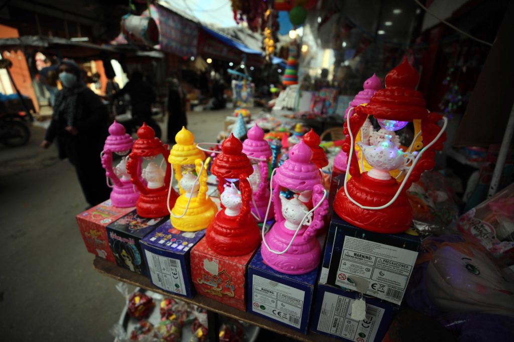 Beautiful Photos of Palestinians in Gaza Preparing for Ramadan ...