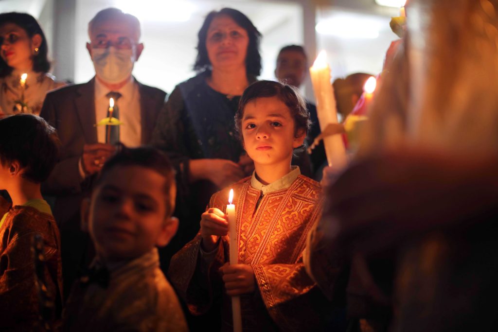 In Photos: Palestinian Christians Celebrate ‘Holy Saturday’ - Palestine ...