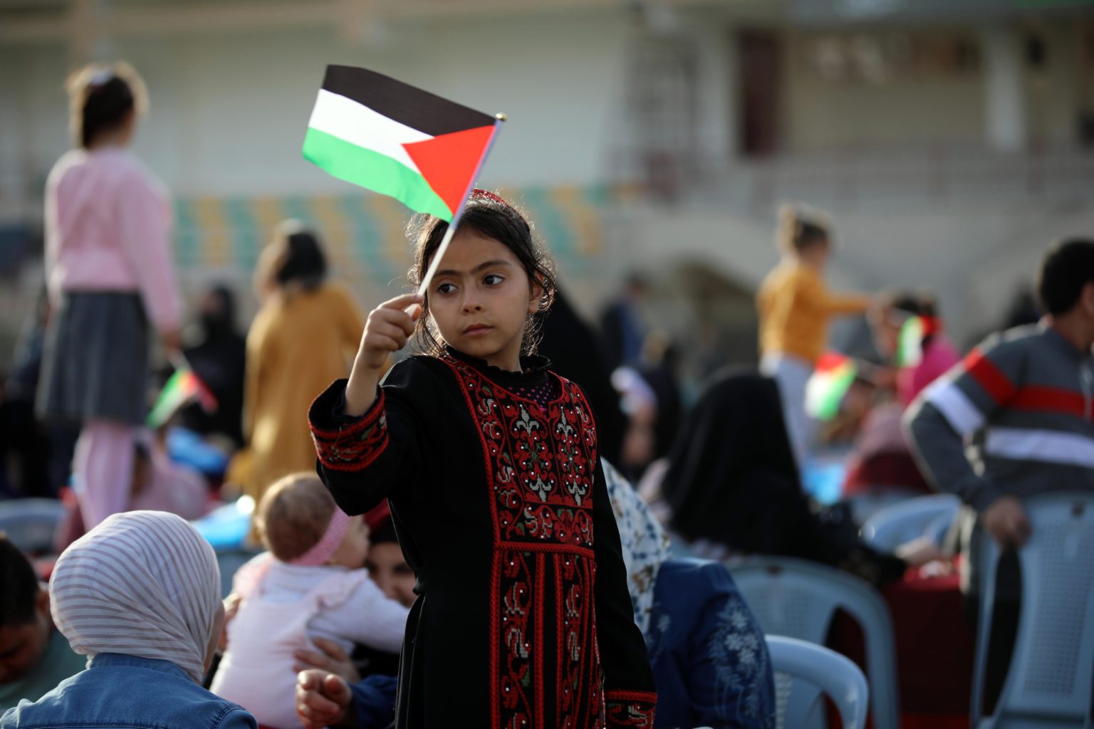 In Photos: Hundreds of Gaza’s Orphans Embraced by their Community ...