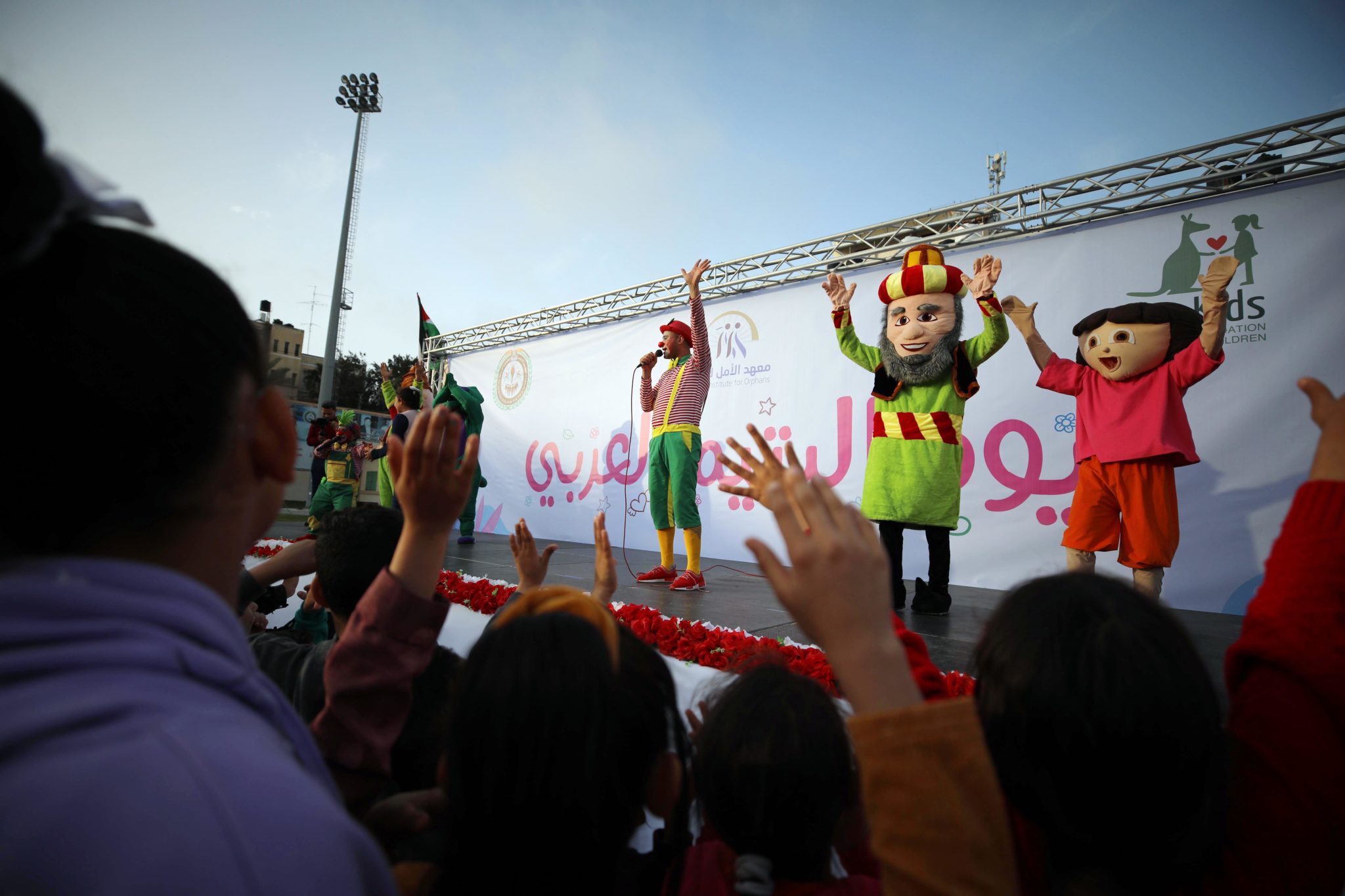 In Photos: Hundreds of Gaza’s Orphans Embraced by their Community ...