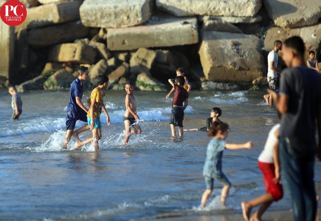 Gaza Beach after the Israeli War: Photos and a Poem - Palestine Chronicle