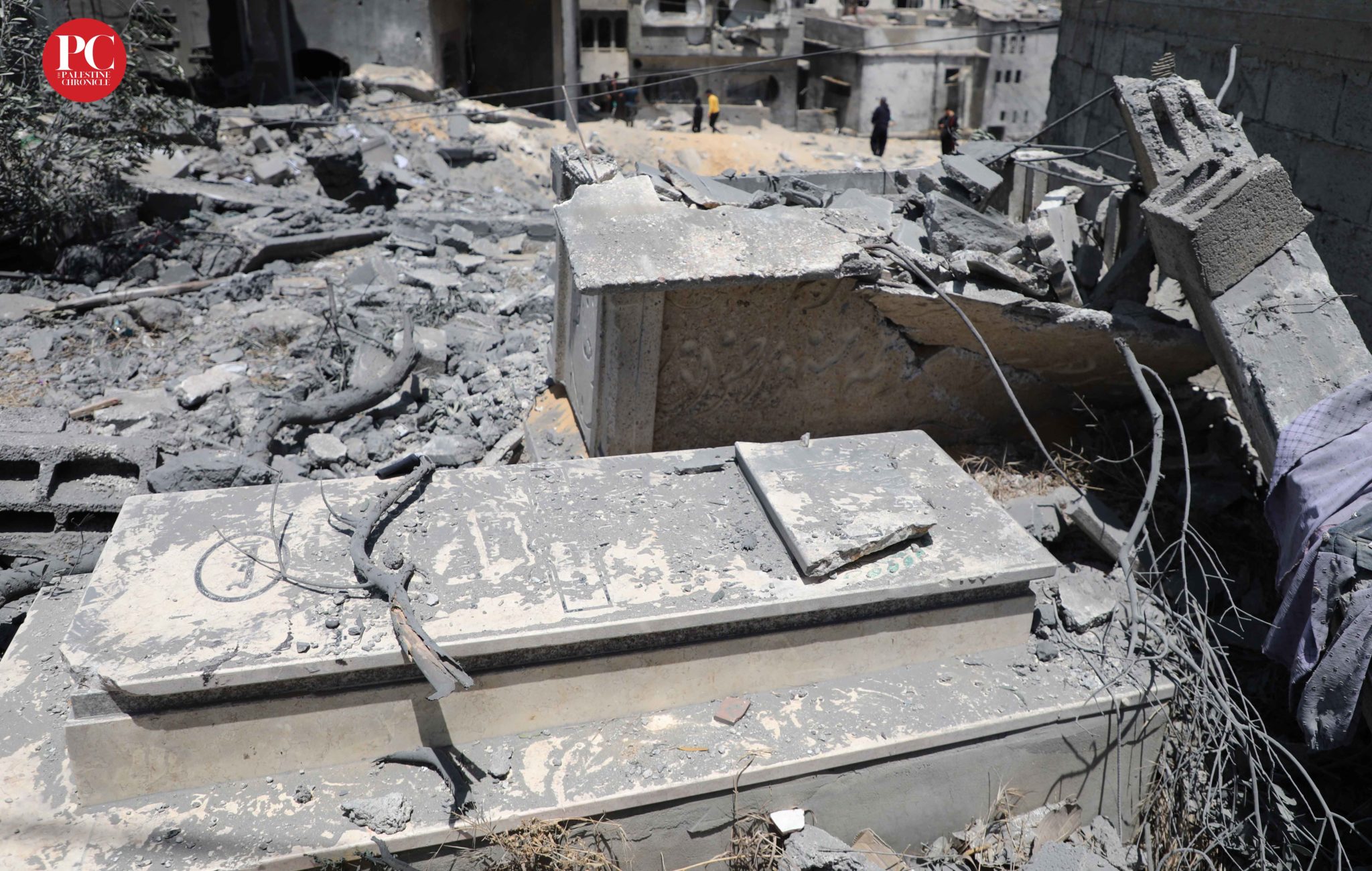 Israel Bombed a Gaza Cemetery: Here is the Devastating Outcome (PHOTOS ...