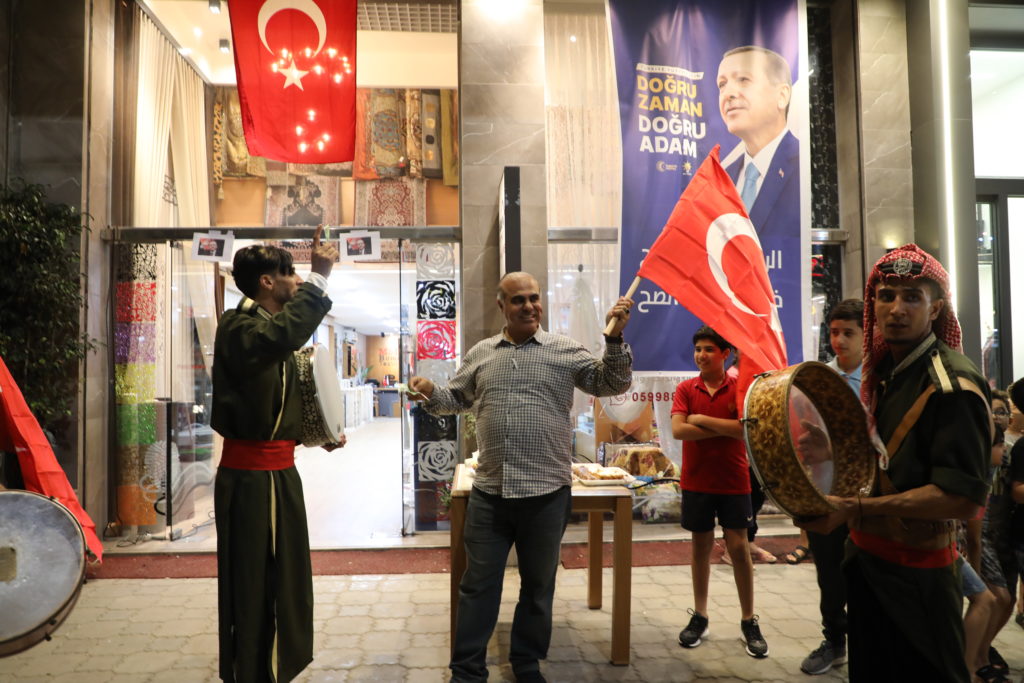 Palestinians in Gaza Celebrate Erdogan’s Victory in Turkish Elections ...