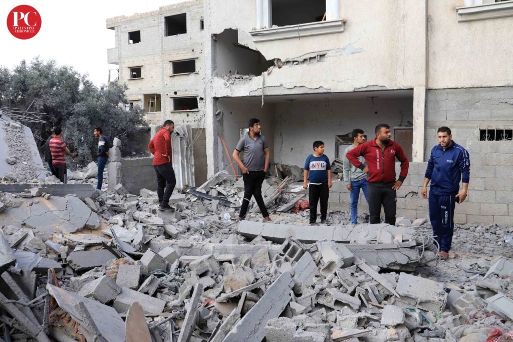 Lives Ruined: Photos of Palestinians and Their Destroyed Homes in the ...