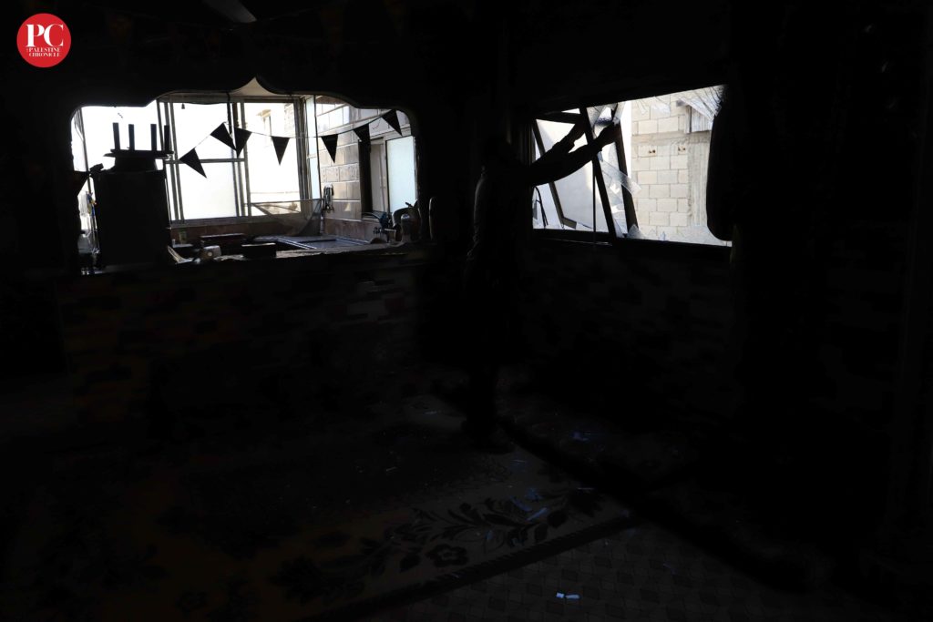 Lives Ruined: Photos of Palestinians and Their Destroyed Homes in the ...