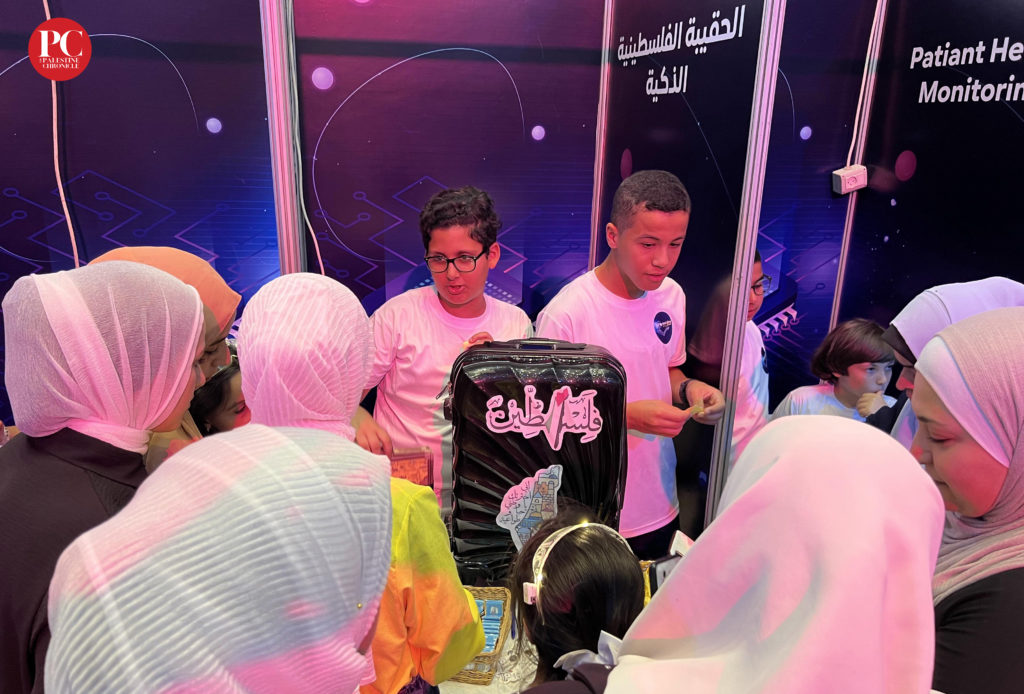 Young Palestinian Scientists Shine in Gaza Exhibition (PHOTOS ...