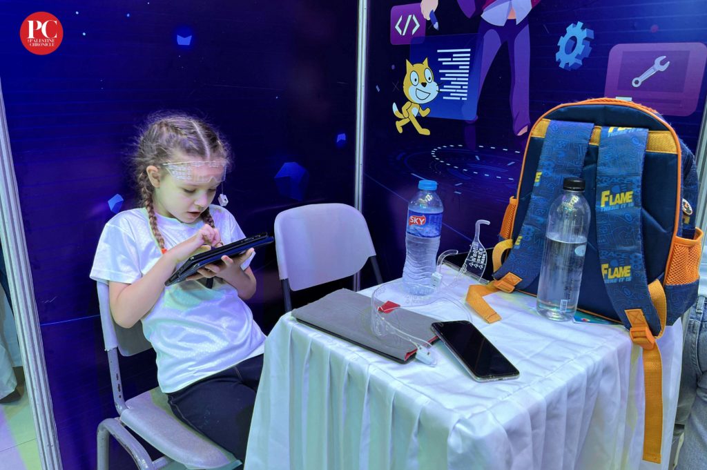 Young Palestinian Scientists Shine in Gaza Exhibition (PHOTOS ...