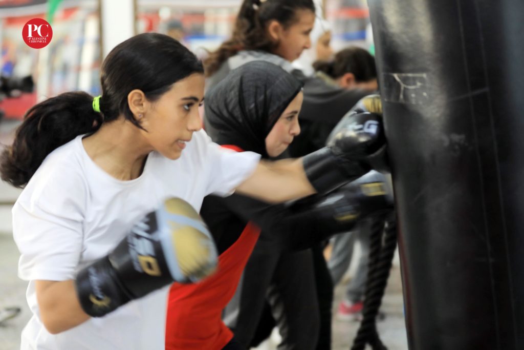 Gaza's Female Fighters Celebrate International Boxing Day - Photo ...