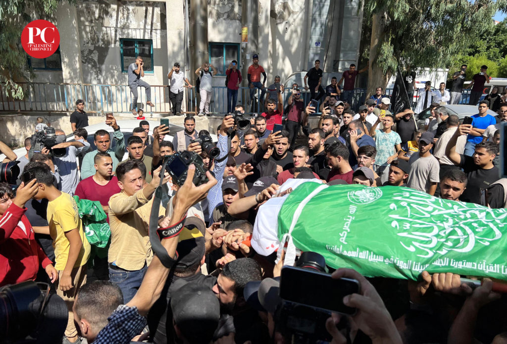 Palestinians Mourn Victims of Explosion at Gaza Fence - PHOTO GALLERY ...