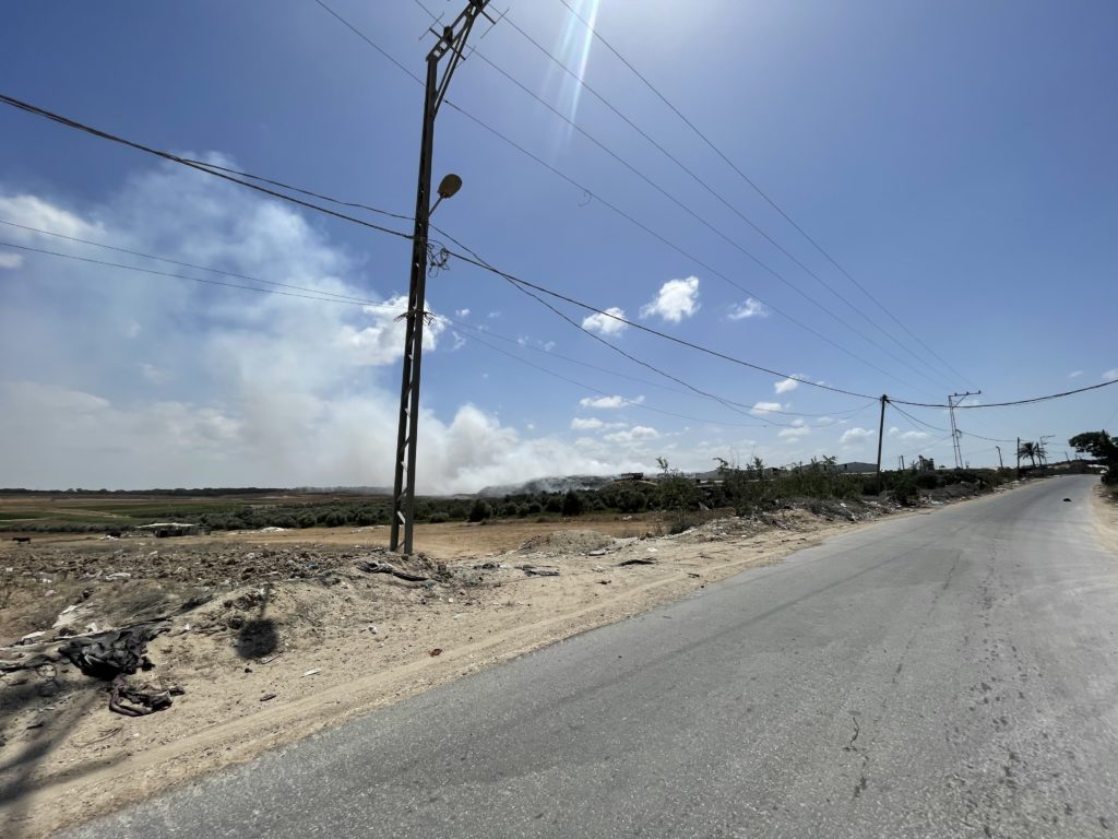 Palestinian Firefighters Battle Massive Fire in Gaza - In Photos ...