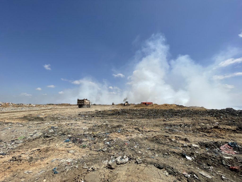 Palestinian Firefighters Battle Massive Fire in Gaza - In Photos ...