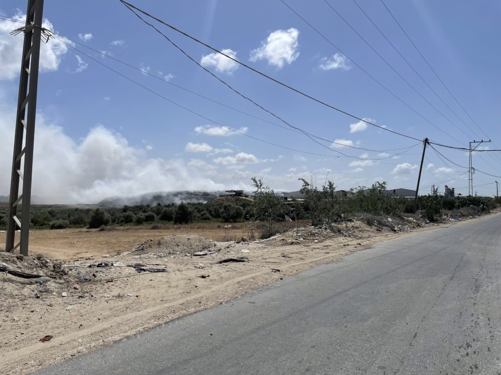Palestinian Firefighters Battle Massive Fire in Gaza - In Photos ...