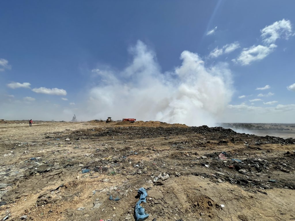 Palestinian Firefighters Battle Massive Fire in Gaza - In Photos ...