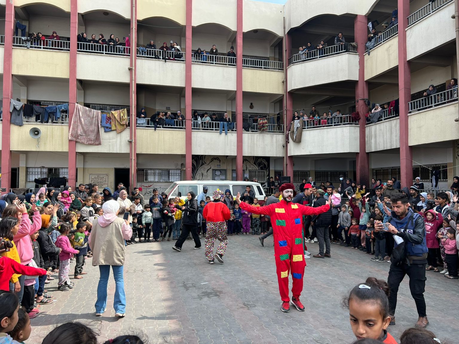 'The Bus of Our Neighborhood' Arrives in Rafah - PHOTOS - Palestine ...