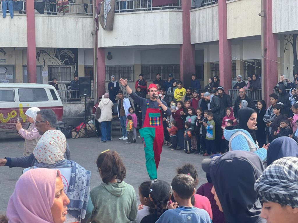 'The Bus of Our Neighborhood' Arrives in Rafah - PHOTOS - Palestine ...