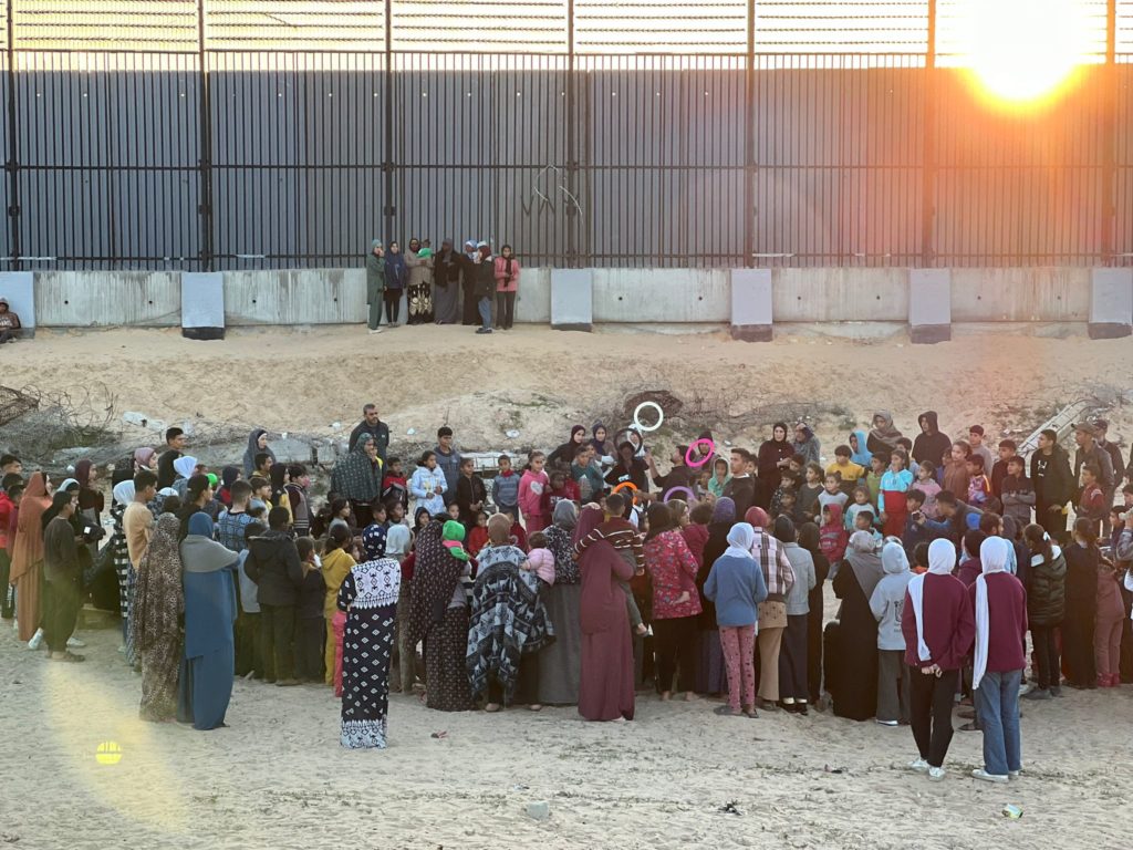 ‘The Free Gaza Circus’ - Refugee Children in Rafah Find ‘Normalcy’ amid ...