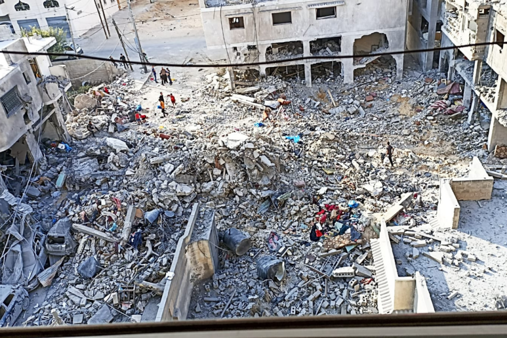 ‘We Die, So They May Live’: Struggling for Survival amid Gaza's Rubble ...